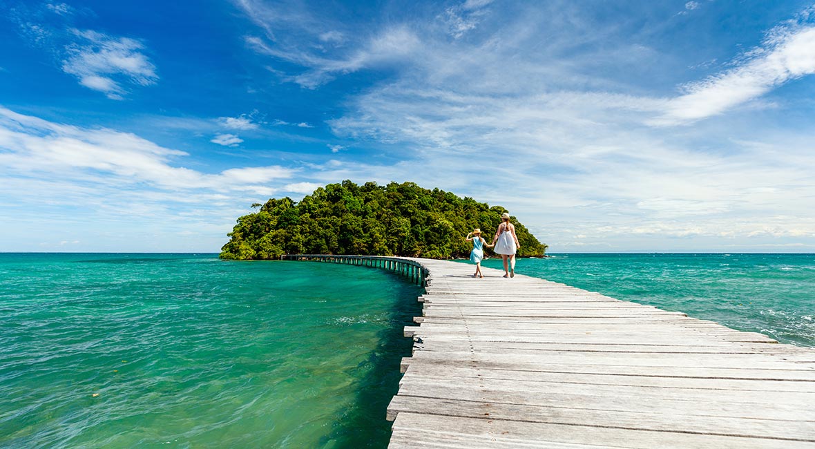 The Unique Charms of the Cambodian Coast - Travelogues from Remote Lands